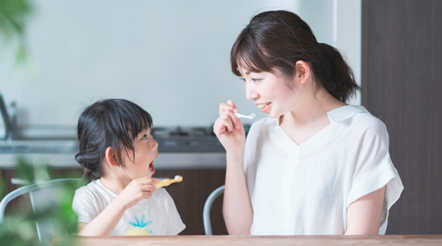 Oral Health Basics: How to Properly Brush and Floss Your Teeth - Delta ...